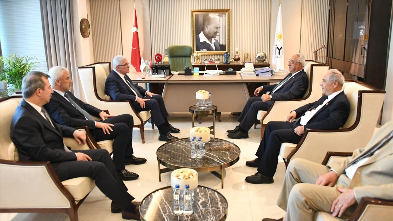 İYİ Parti Genel Başkanı Dervişoğlu, DSP Genel Başkanı Aksakal ile ... İYİ Parti Genel Başkanı Dervişoğlu, DSP Genel Başkanı Aksakal ile ...