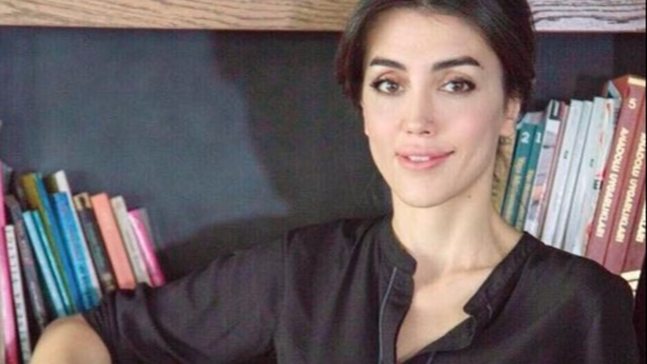 Fi'nin yazarı Azra Kohen’e hapis şoku! Mahkemeden kritik karar - Haber Ekspres- İzmir Haberleri ...